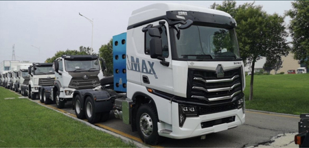 Тягач седельный HOWO max в наличии