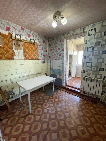Продается 2 комнатная Чиланзар 15