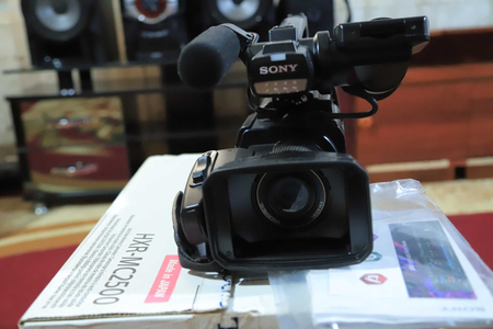 Видео камера SONY mc2500