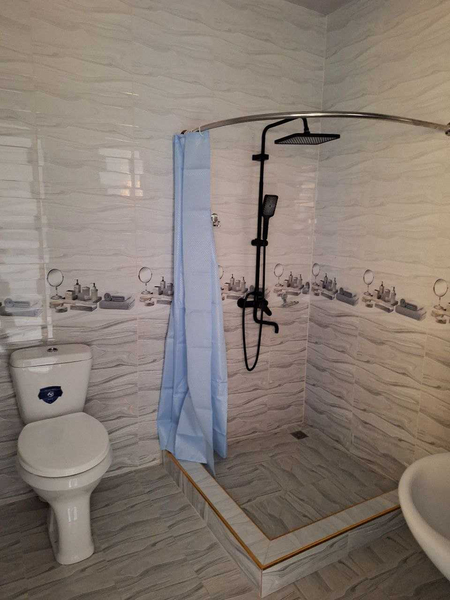Yangi qurilgan uchastka sotiladi