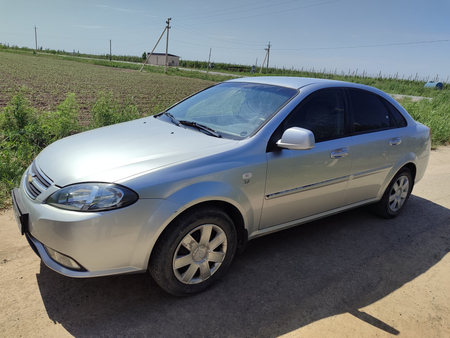 Lacetti Gentra 2015