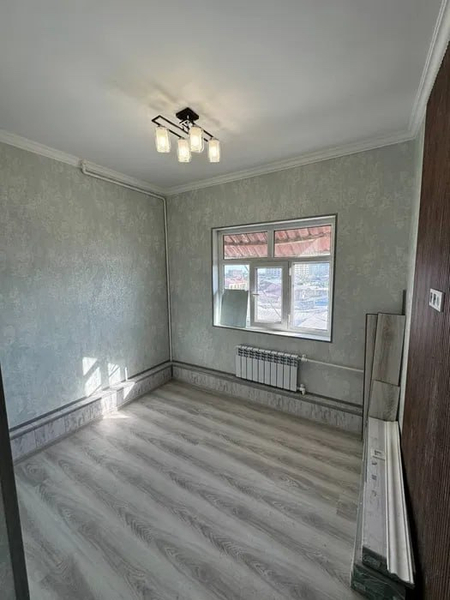 СРОЧНО продается квартира Мирзо-улугбек ( К133 )