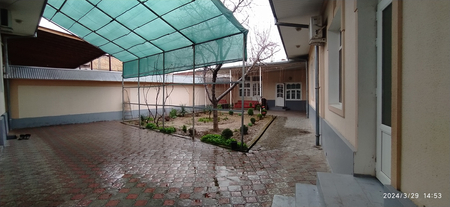 Uchtepa tumani Istirohat shoir ko'chasida 5,5 sotihli hovli uglavoyda