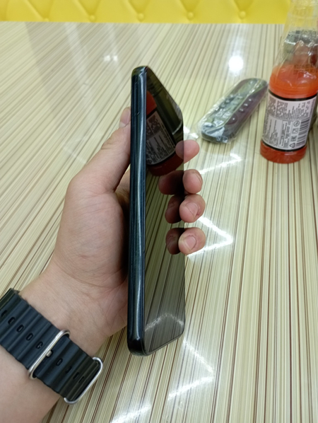 Samsung a14 6/128 xolati edial 1 yil kafolatberaman
