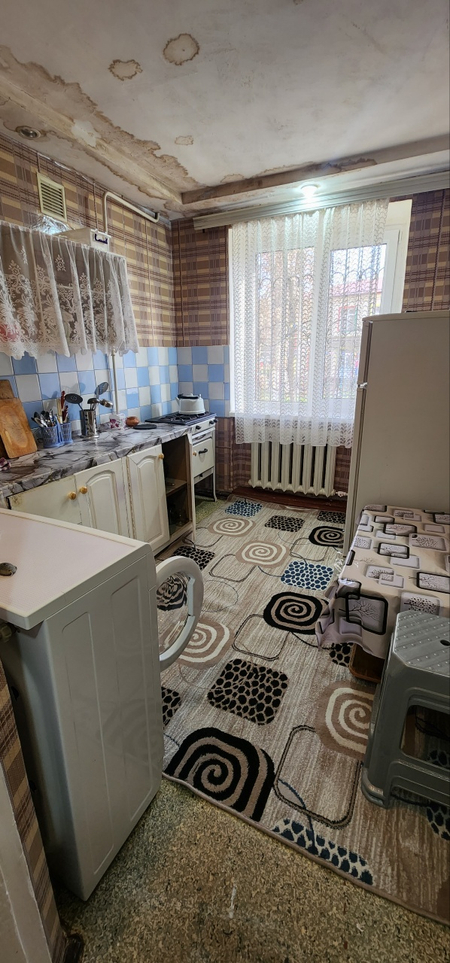 Срочно продаётся Чиланзар 6 квартал. 1/1/4
