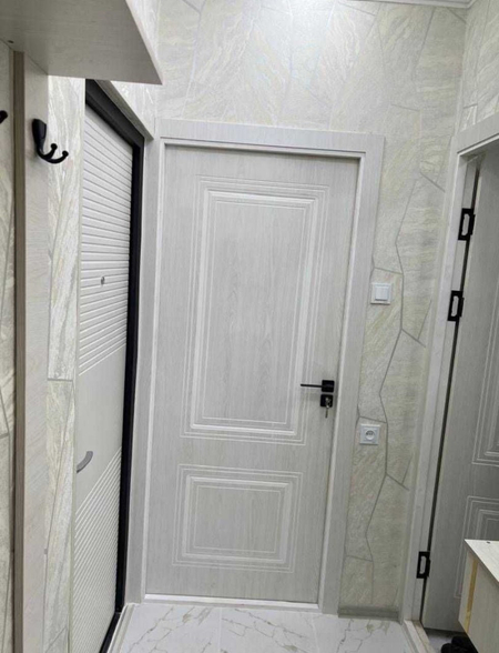 .ЭНГ АРЗОНИ Чилонзор 12квартал 1х2хона килинган 3чикулай этаж 34м2 55$
