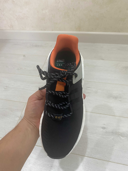 Кроссовки Adidas новые