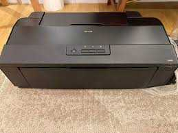 Epson L1800 srochna sotiladi karobka, dokument bor. 1 yil ishlatilgan