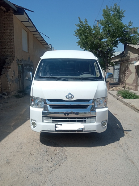 Changan Odam tashuvchi Чанган пассажир