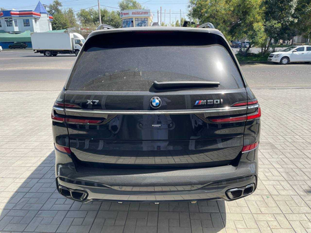 BMW X7 M60i xDrive