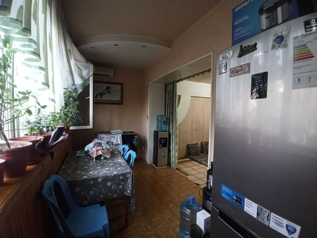 Продаётся квартиры 4/1/4 на Юнусабадском районе 4й- кв (J2258)