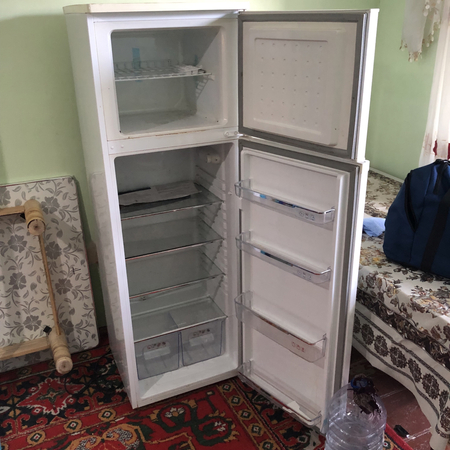 Запчасти холодильник эл печка 600000