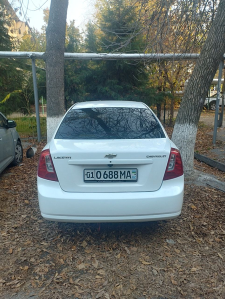 Продаётся автомобиль ласетти 2012