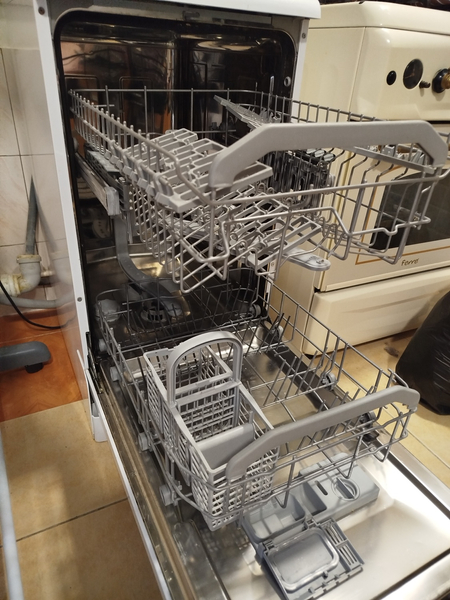 Посудомоечная машина Hotpoint Ariston