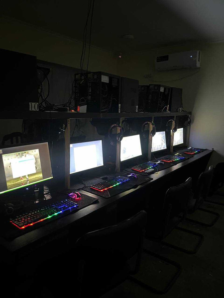 Manitor 22 li sotiladi srochna