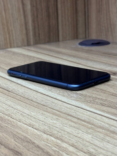 Iphone 11 / 64gb / 83% / black