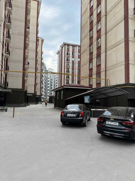 СРОЧНО !! Продается квартира в Яшнабаде 1/4/12 ( 57 кв/м ) Nice Villas