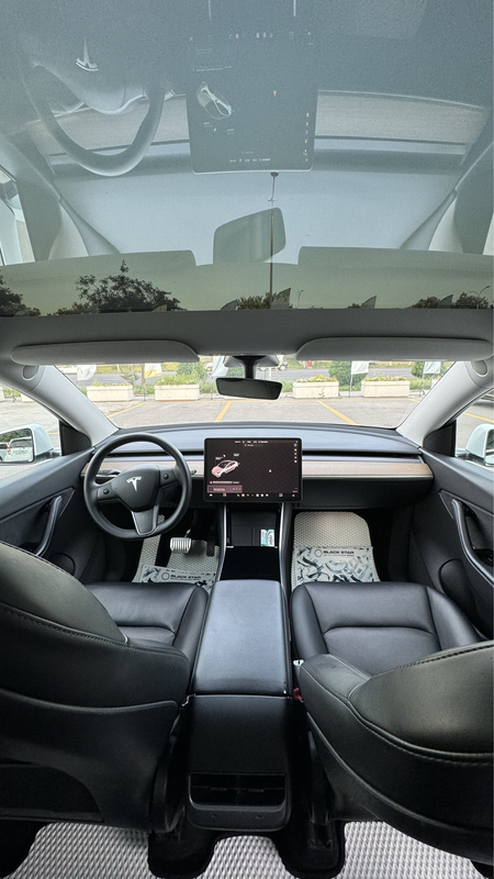 Tesla modul Y sotiladi