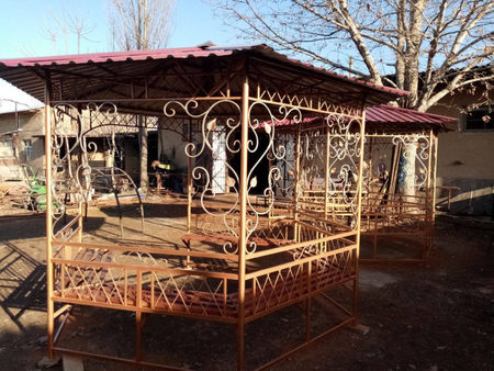 Беседка , тапчан
