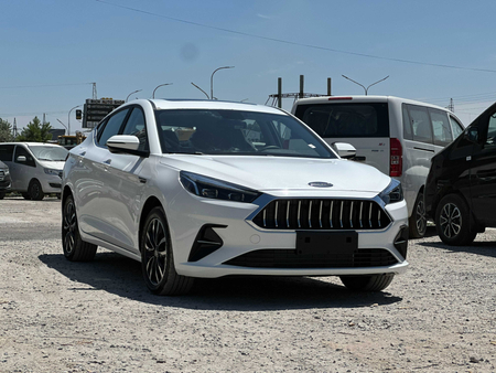 Malibu2 ni 34000$ narxidan zerikkanalr uchun Jac J7 5500$