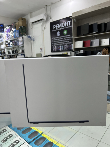 MacBook Air M3 8/256 Yengi Новый