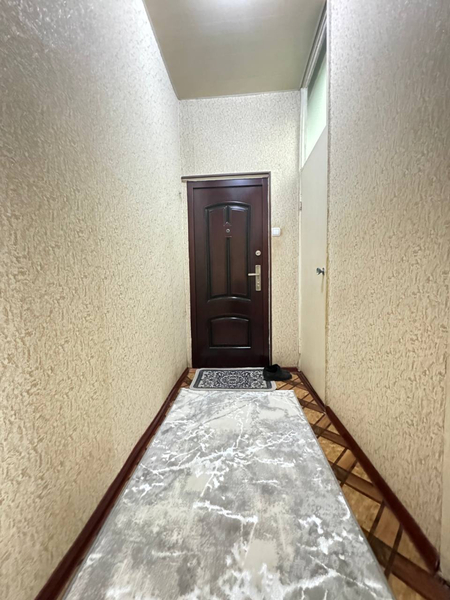 Чиланзар 21 - 2в3/1/4 балкон 2х3