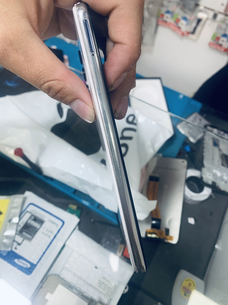 Samsung a32 64 srochna sotiladi