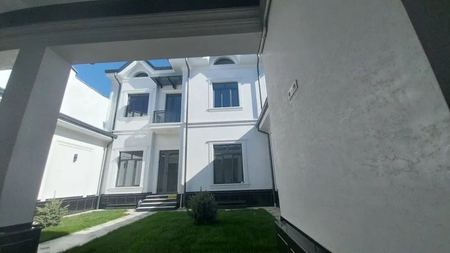 Продается Евро дом Ор-р: махалля Мойкургон 400м2