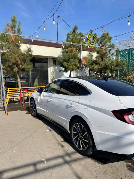 Hyundai Sonata avto