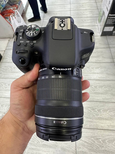 Canon 750D 18-135mm STM