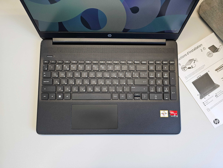 ПРОДАМ HP Laptop 15EQ Ноутбук Quad Athlon™3150U/8GB/256SSD/15.6
