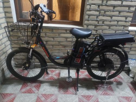 Moped sotiladi pachti yangi