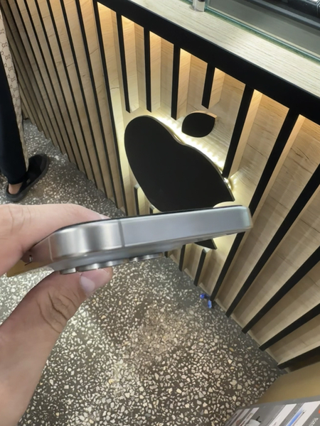 Iphone 15 pro 256 gb