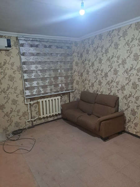 Срочно продаю.Алмазар Нукус Кинотеатр 4/1/4