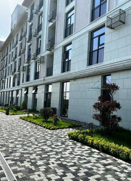 Мурад Билдинг, закрытый ж/к. 3/4/5+лифт, 95м, с отделкой. Центр плова