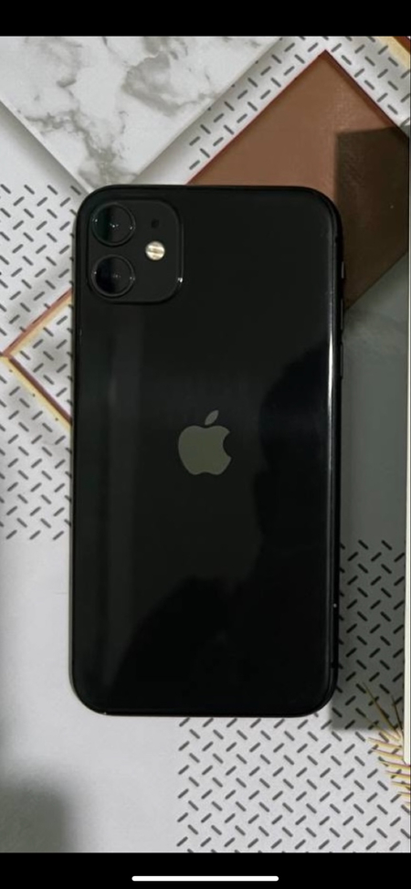 iPhone 11 yomks 78% xotira 64