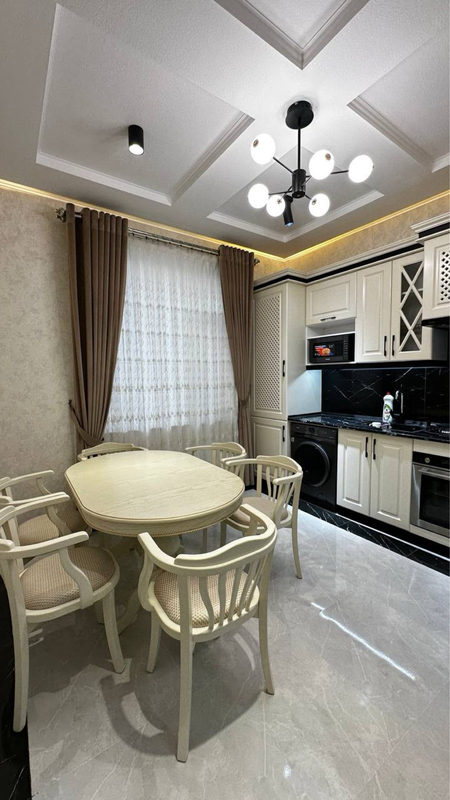 Продается 2 комнатная квартира площадью 58 кв.м. Адрес Фрунзе