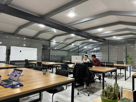 Coworking zona / Коворкинг зона / arendaga 1 kishilik ofis / Аренда
