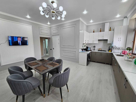 4 xonali 80m² 1-qavat uy sotiladi