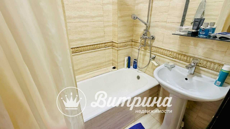 Продается 4-х комнатная квартира с цокольным этажом