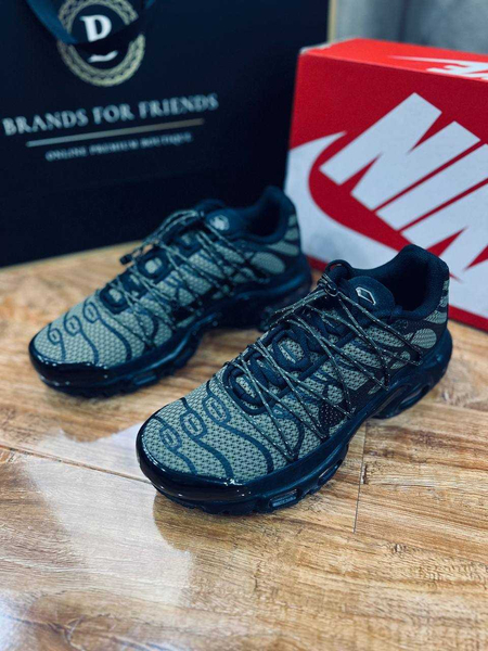 Nike Air Max Plus мужские кроссовки