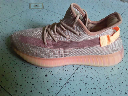 продаю новые  кроссовки NIKE р 42 звоните смело