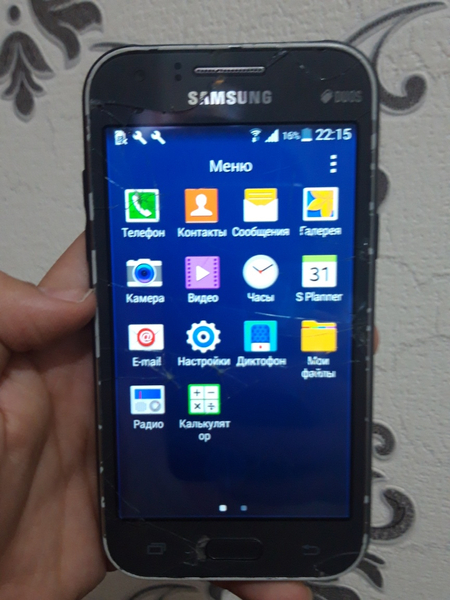 SAMSUNG Galaxy j1