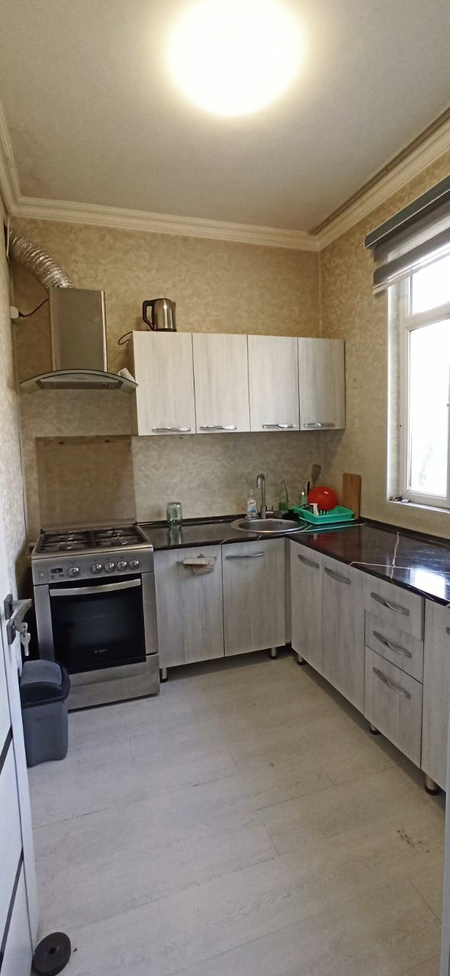 Продам квартиру 2/2/5 Максим Горький