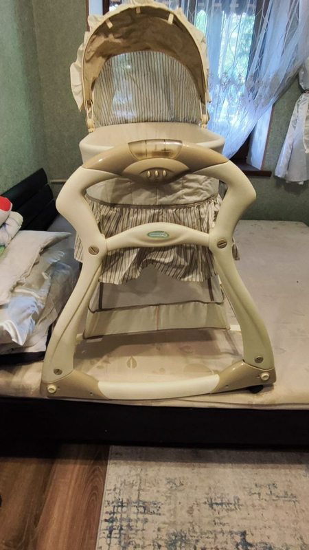Продам детскую кроватку