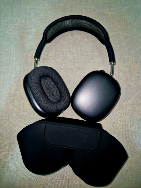 Airpods max          (orginal)