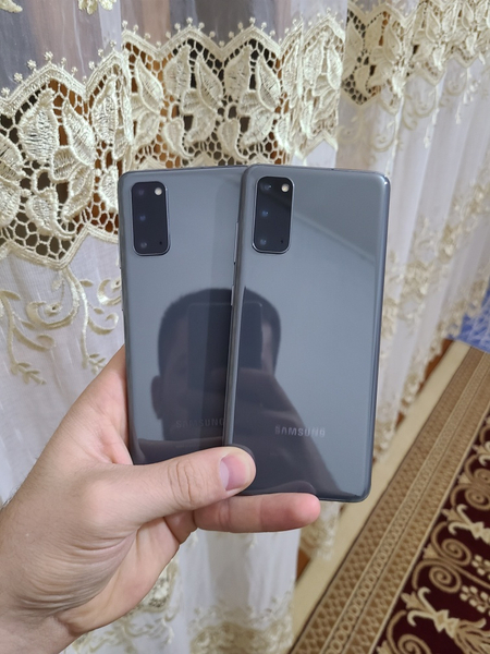 Срочно Samsung S21 5G 256gb телефон идеальном состояние