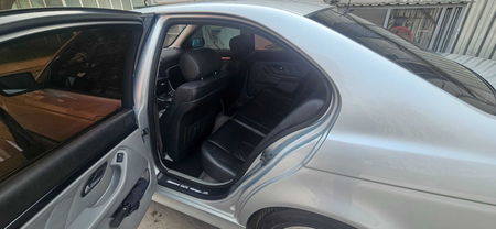 Продаю своя BMW E39