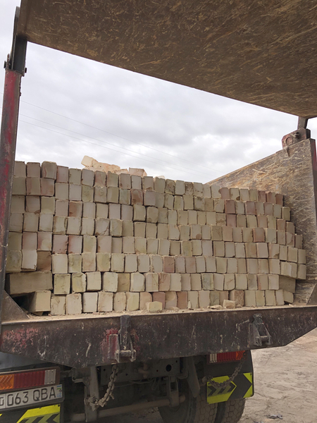 Гишт кирпич, Builder Brick Business заводдидан,1000 сом без доставки