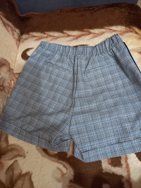 Продам женские шорты